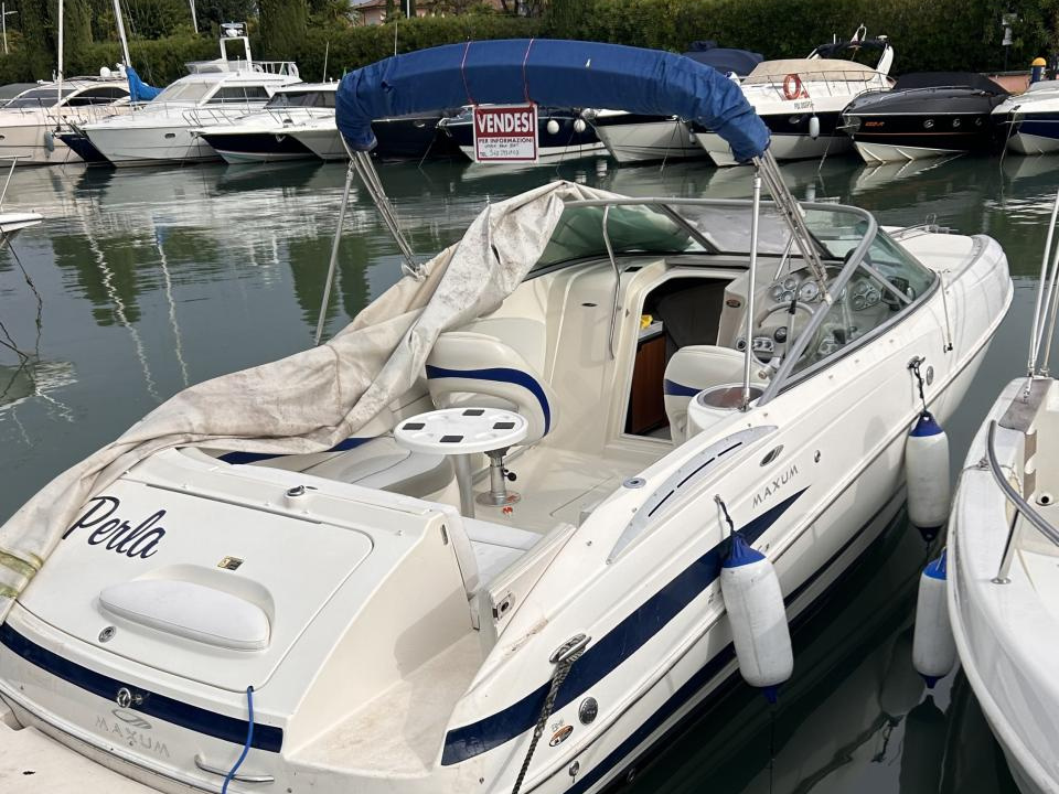 2004 Maxum 2400 SC, EUR 27.000,-