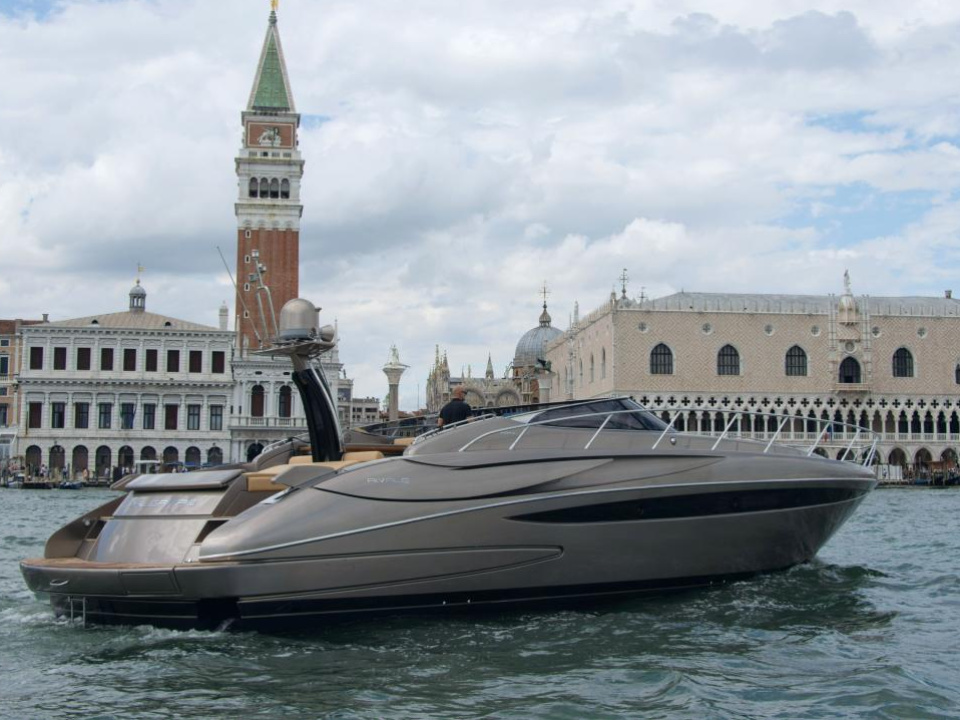 Riva Riva Bateau occasion