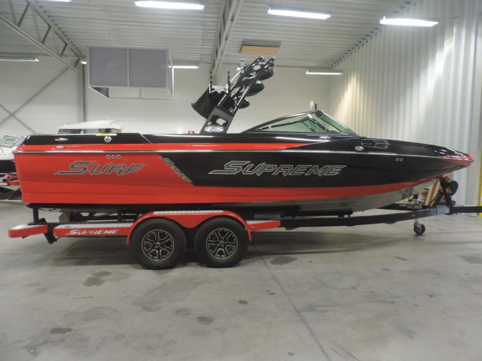2016 Supreme S238, SEK 999.000,-