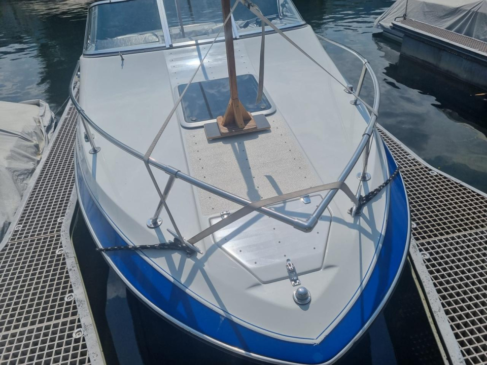 1992 Invader Motorboot, CHF 15.000,-