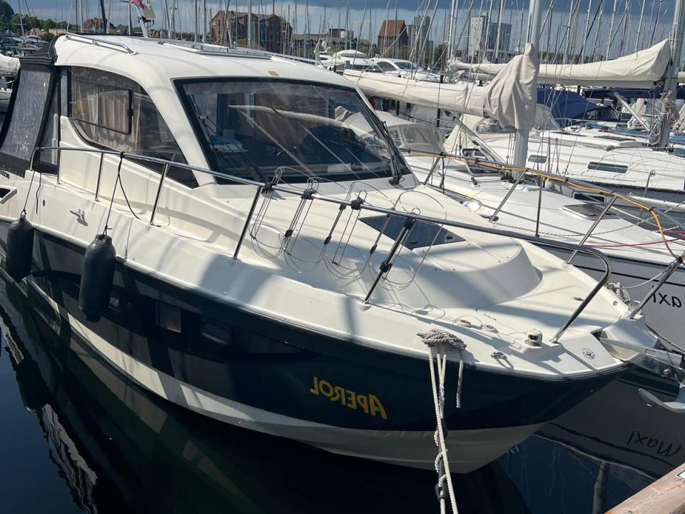 2015 Quicksilver 855 Active Weekend, EUR 89.900,-