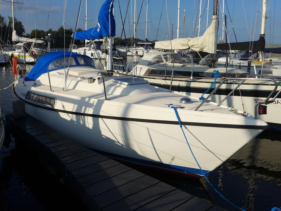 1978 Hallberg-Rassy HR26, EUR 16.200,-