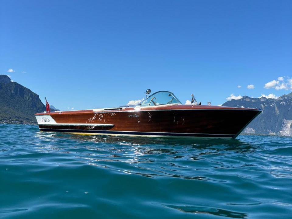 Riva Boot kaufen - Marktplatz für Riva Boote - Neu und gebraucht