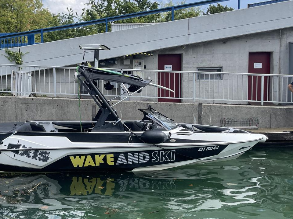 2020 Axis T23, CHF 35.900,-