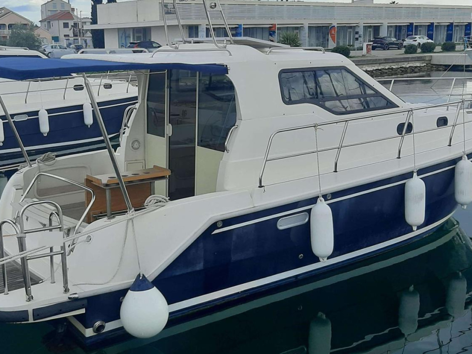 2015 SAS VEKTOR 950, EUR 75,000